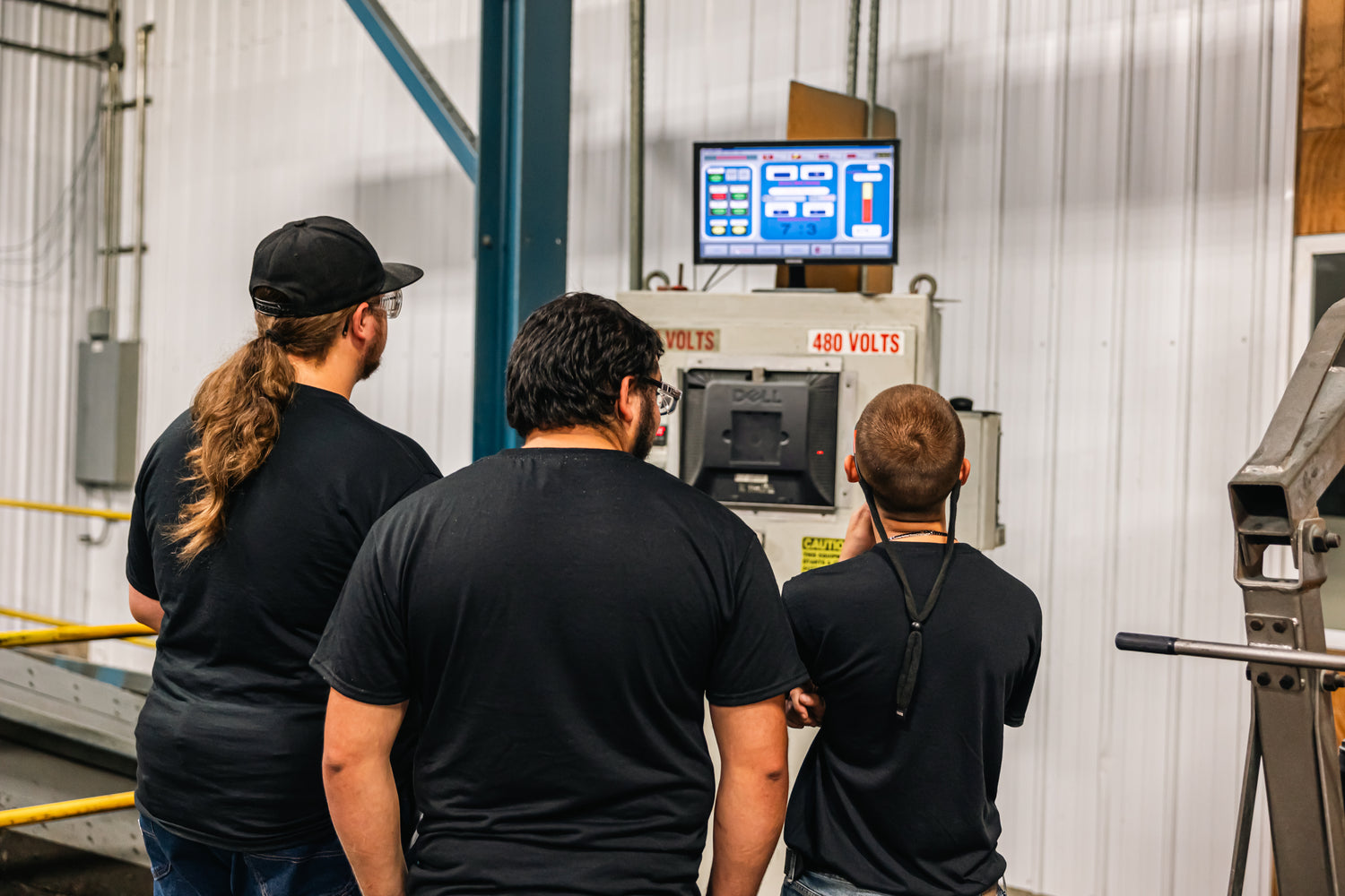 Tusk Molding FAQs | Rotomolding | Swing Set Part Distributor - Tusk Molding